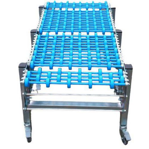 Uitbreidbare robuuste rollenbaan met plastic rollen - Manutan.nl