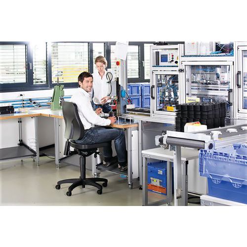 Lage werkplaatsstoel All-in-One - Op wielen | Manutan